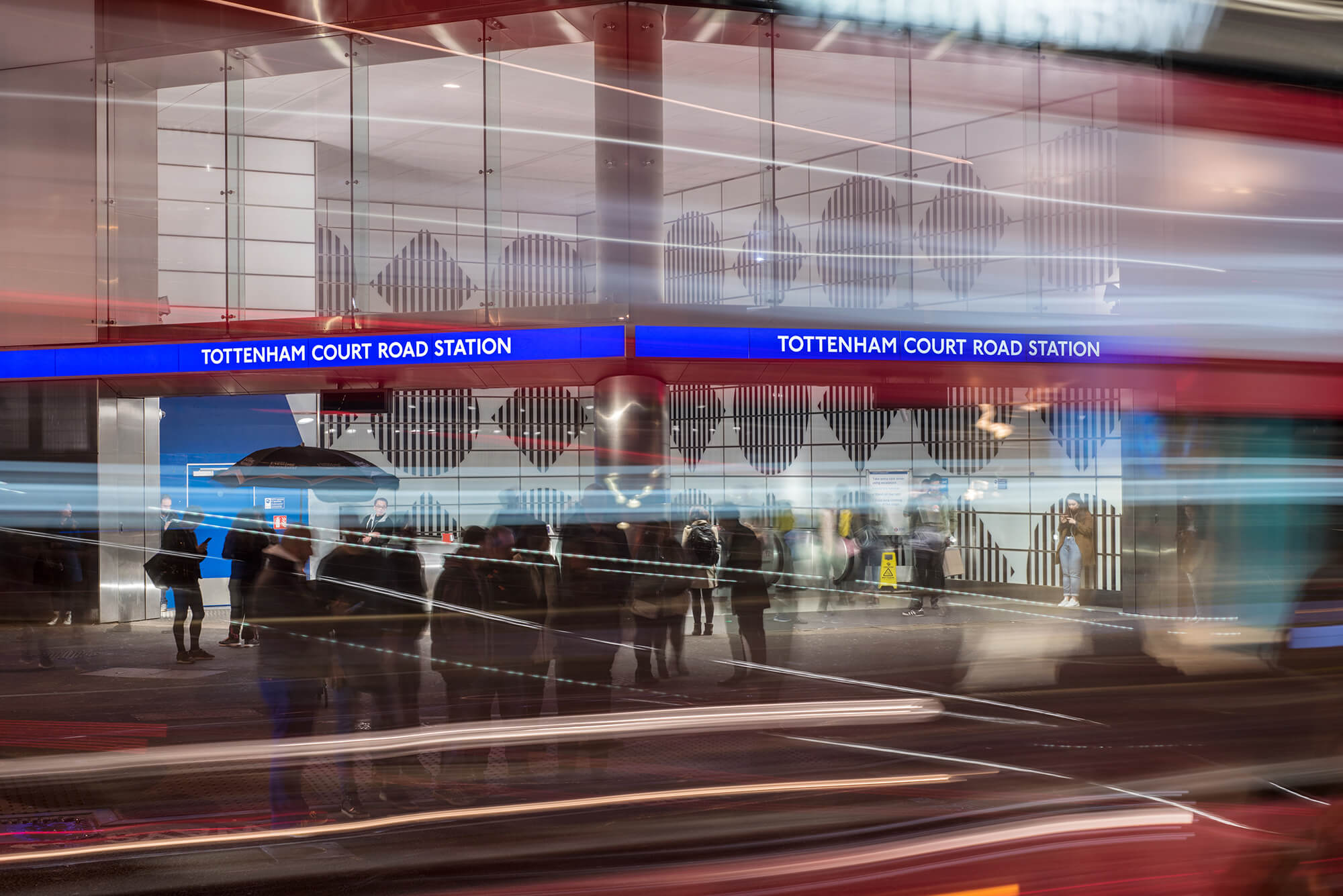 Transport Signage & Signs For UK Public Transport: Links Signs