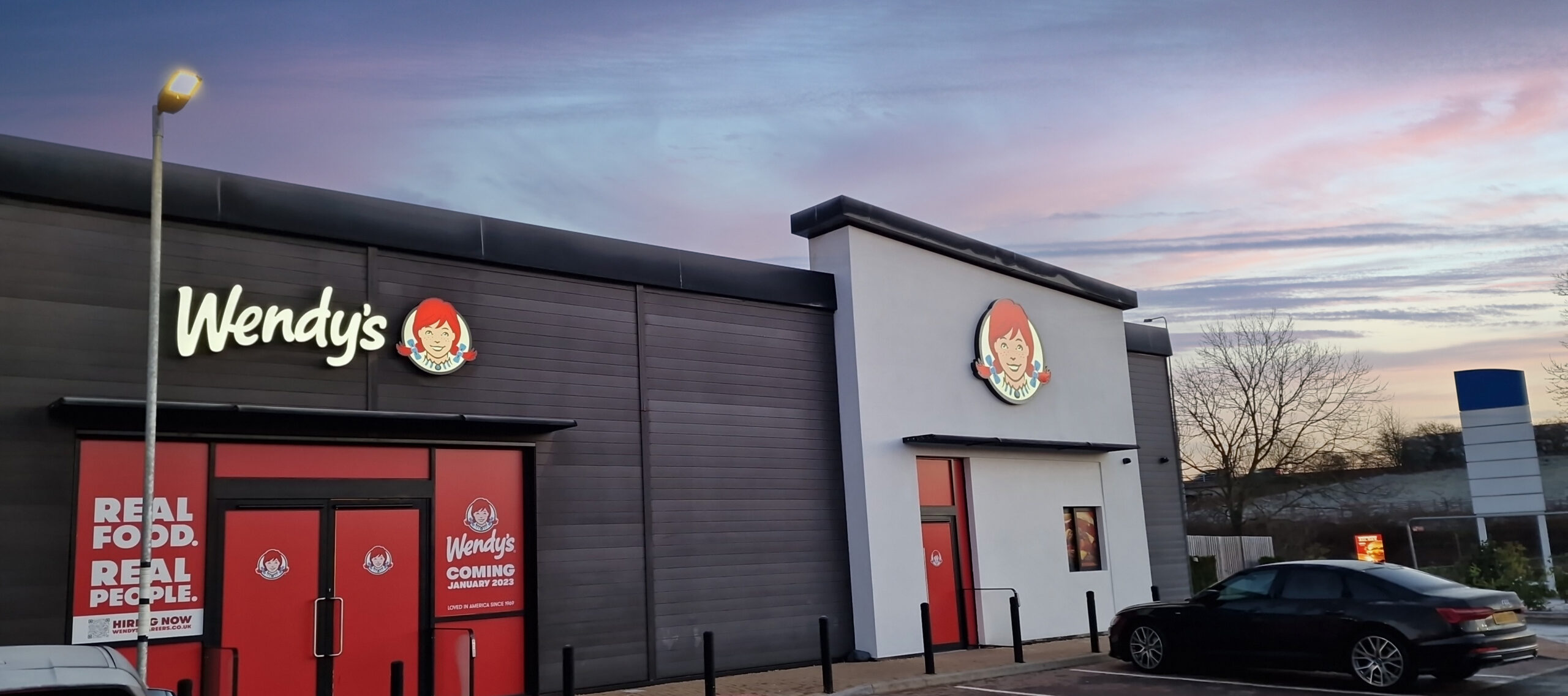 Wendy's Brampton Hut Restaurant - Links Signs
