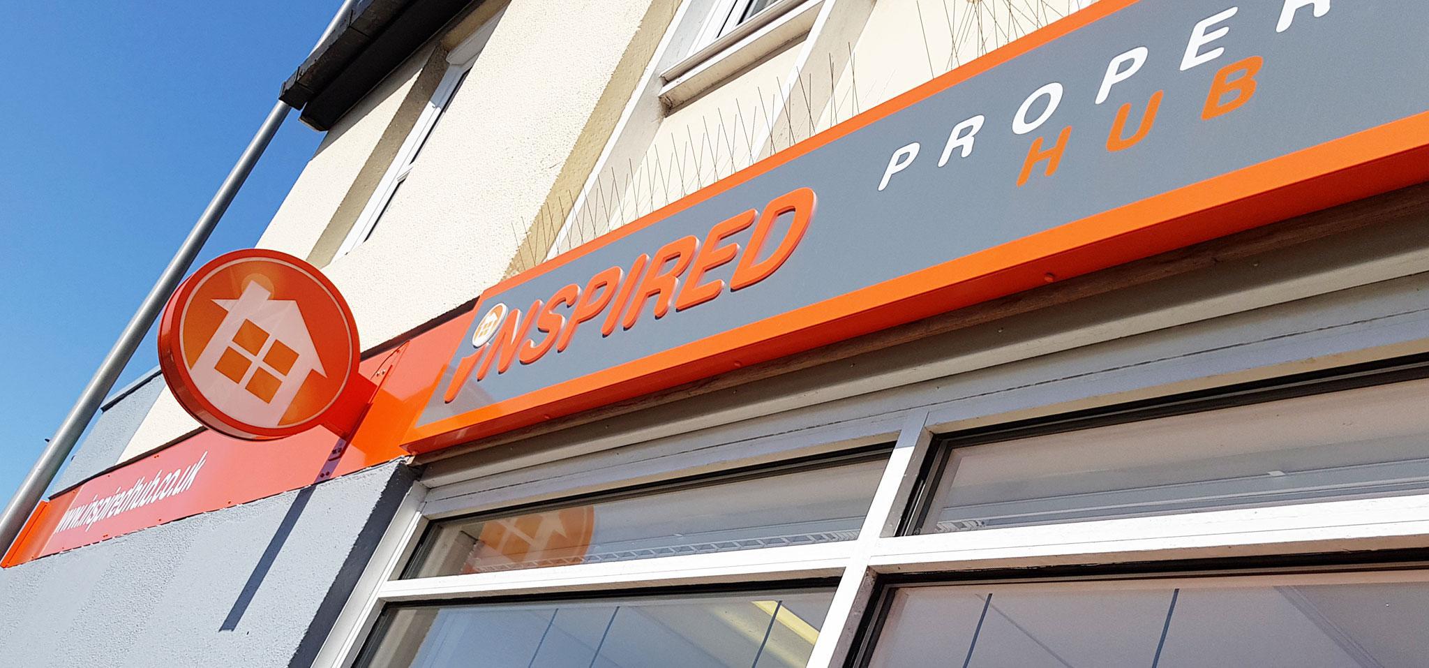 Projected Signs | Shop Projecting Signage | Links Signs